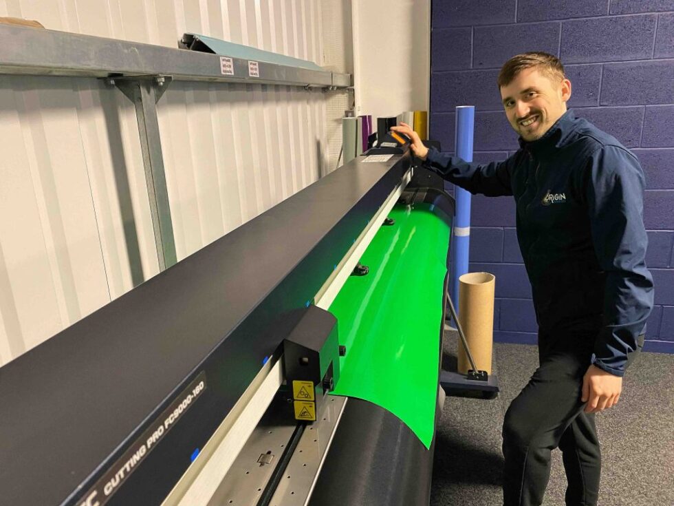 Origin Sign Co. selects Graphtec cutting machines and WidLaser
